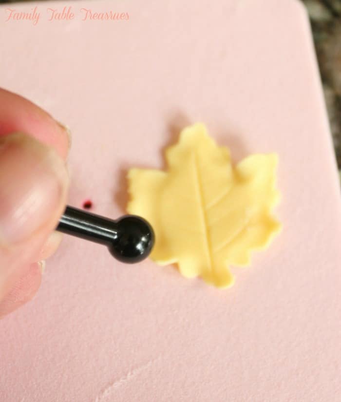 How to make Autumn Gumpaste Leaves - Family Table Treasures